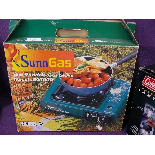 CAMPING SUNN-GAS UNO PORTABLE STOVE & A COLEMAN FOLD-AWAY LANTERN, BOTH ...