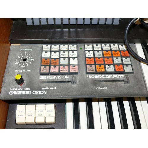 A WERSI ORION ELECTRIC ORGAN, 2 KEYBOARDS WITH LOTS OF OPTIONS AND ...
