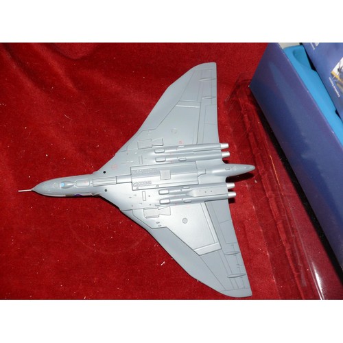 Corgi 'The Aviation Archive' 1:144 scale model plane in box - Avro ...