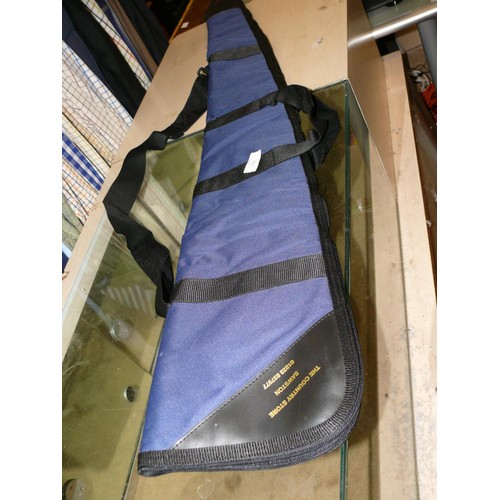 BLUE CANVAS GUN SLIP