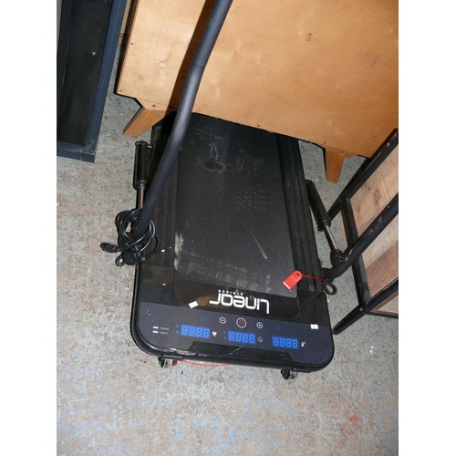 LINEAR STRIDER TREADMILL