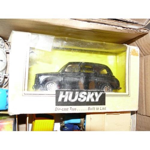 TRAY OF COLLECTORS CARS AND OTHER VEHICLES TO INCLUDE HUSKY, MATCHBOX ...