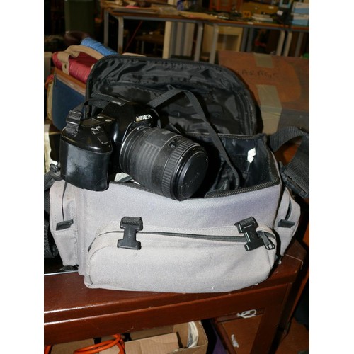 MINOLTA DYNAX 3000I CAMERA AND CARRY CASE WITH ACCESSORIES PLUS A ...