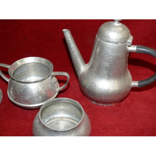 COLLECTION OF PEWTER WARE