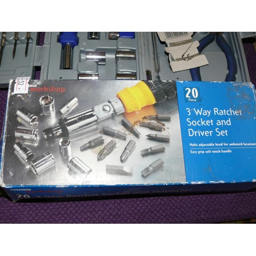 SMALL ELECTRICAL TOOL BOX INCLUDING MULTIMETER, CONVECTOR, SOLDER ETC ...