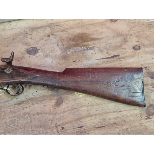 Victorian smoothbore percussion cap musket, muzzle loading two band ...