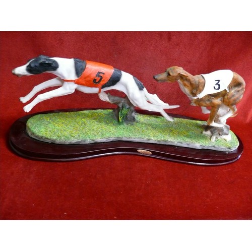 Figurine of 2 greyhounds by The Juliana collection
