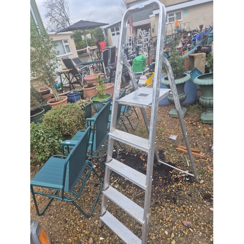 4 step aluminium ladder