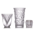 A Lalique frosted glass vase, decorated in the 'Mustang' pattern ...
