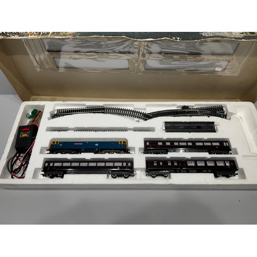 Hornby railway boxed train set the royal train