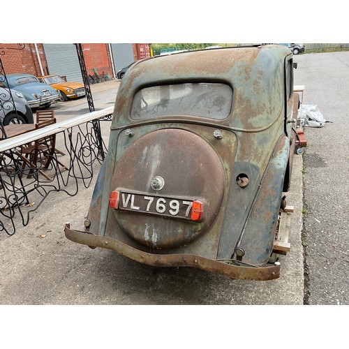 1935 classic Riley car