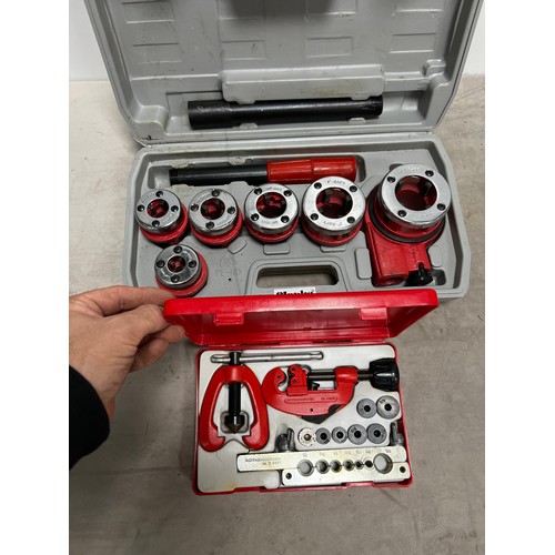 Brake pipe flaring tool + pipe threading tool