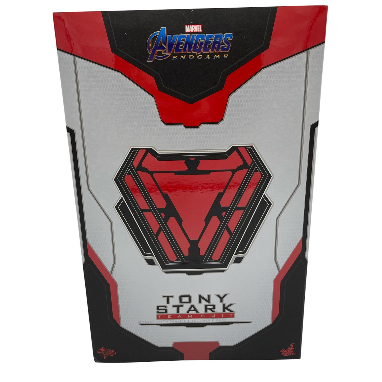 A Hot Toys 'Tony Stark Team Suit' Iron Man Avengers Marvel Movie ...