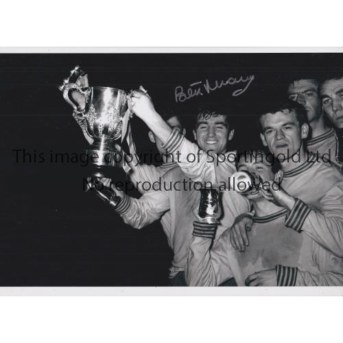 CHELSEA AUTOGRAPHS Twelve 12 x 8 photos depicting former players 1950s ...