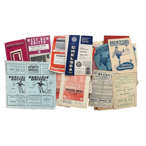 X250 1950s ONWARDS ENGLISH FOOTBALL LEAGUE PROGRAMMES, 100 PLUS 1950S ...