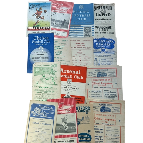 X300 PLUS 1950S ONWARDS ENGLISH FOOTBALL LEAGUE PROGRAMMES, APPROX 100 ...