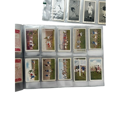 COLLECTION OF VARIOUS VINTAGE FOOTBALL CIGARETTE CARDS, ARDATH FAMOUS ...