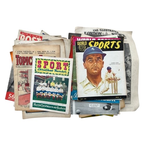 LARGE COLLECTION OF VINTAGE FOOTBALL MAGAZINES/ NEWSPAPERS, 1920s ...