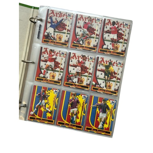 1991-92 SHOOTING STARS FOOTBALL TRADE CARDS ALBUM, 760 IN TOTAL, GEN GOOD.