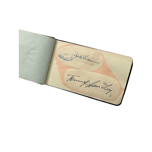 DUNCAN EDWARDS MANCHESTER UNITED AUTOGRAPH, 1950S FOOTBALL AUTOGRAPH ...