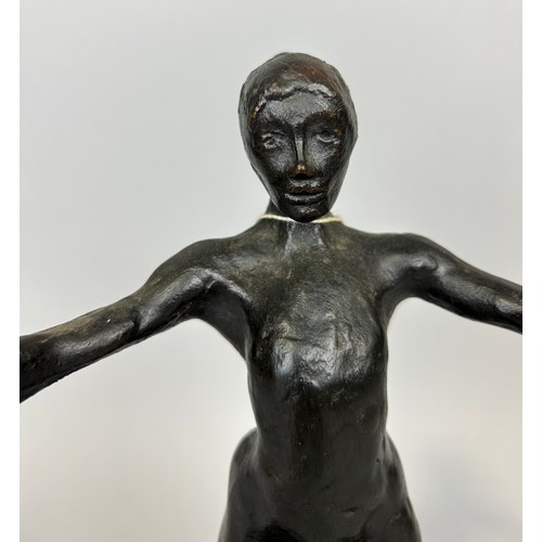 TOM MERRIFIELD (1933-2021): A BRONZE FIGURE OF A BALLET DANCER, 30cm x 18cm