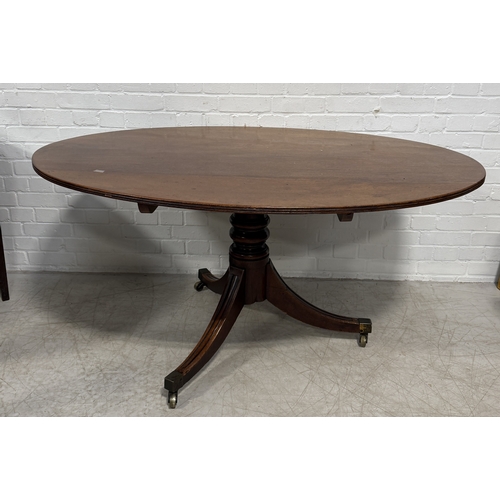 A REGENCY MAHOGANY DINING TABLE 150cm x 105cm x 71cm