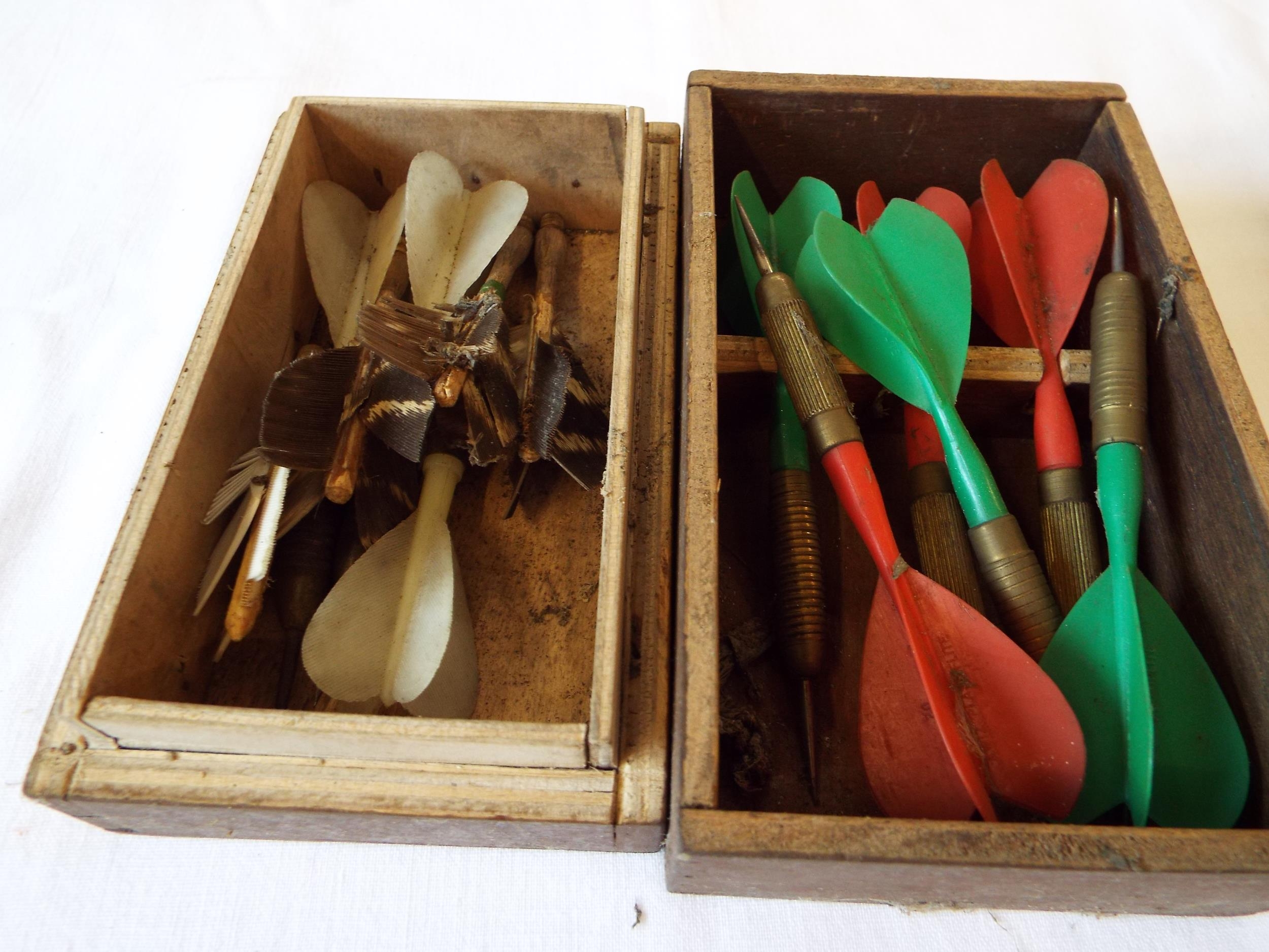 A selection of assorted vintage darts