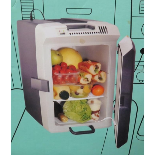 Boxed Electric Cool Box from Halfords UNTESTED (BOX AVAILABLE) NO LEAD ...
