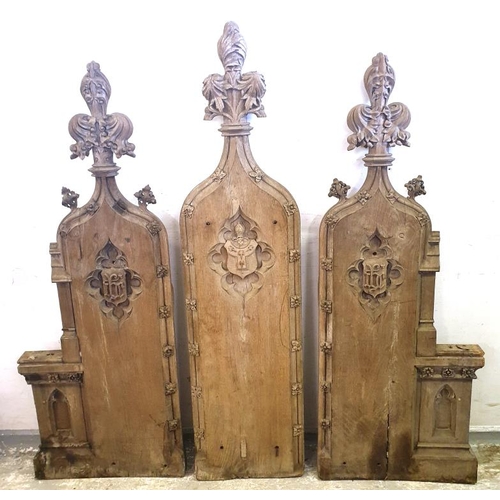 3 Antique Oak Church Pew Ends with carved Finials (3) (A8)