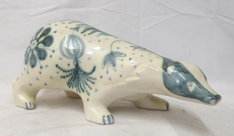 David Sharp Rye Pottery Badger Decorated in blue & white approx. 33cm L