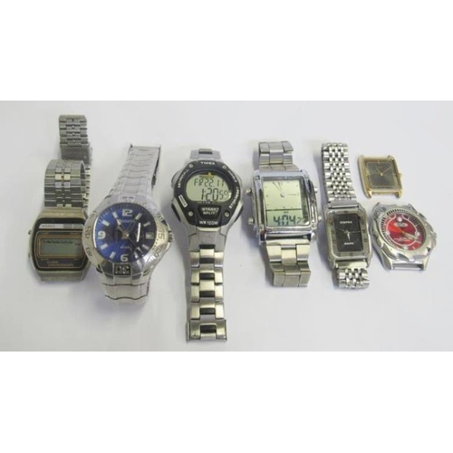 Wristwatches incl. Accurist, Animal Sports Watch, Horce Alarm ...