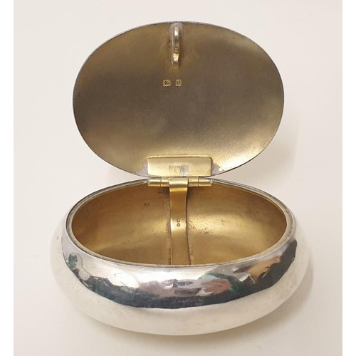 George Unite Oval Engine Turned Tobacco Box with flush fitting hinged ...