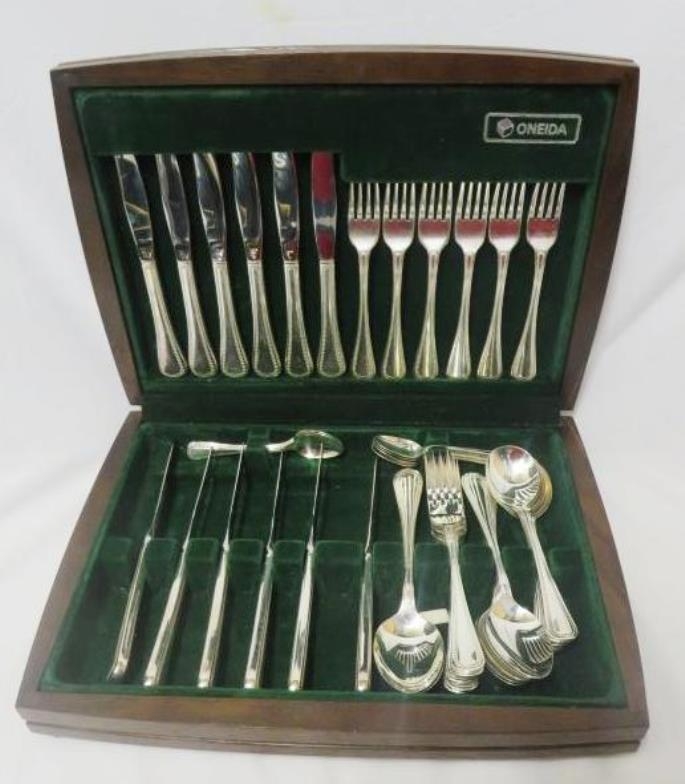Oneida Bead Pattern Silver Plated Canteen of Cutlery for 6, dinner ...