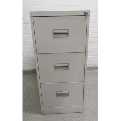 3 Drawer Grey Metal Filing Cabinet approx. W:46xD:62xH:101cm (A13)