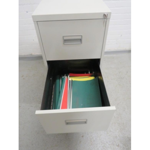 3 Drawer Grey Metal Filing Cabinet approx. W:46xD:62xH:101cm (A13)