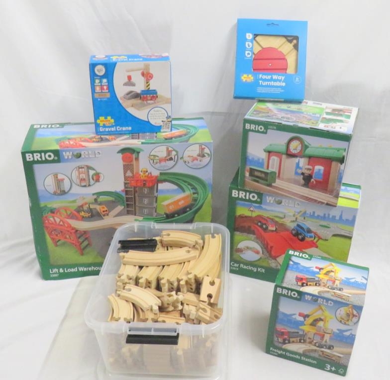 Brio Wooden Train Sets incl. 33819, 33578, 33280, 33819, BigJigs gravel ...