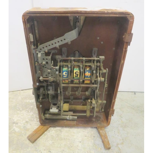 Beromat Starter Vintage Fruit Machine/One Armed Bandit approx. 47cm W x ...