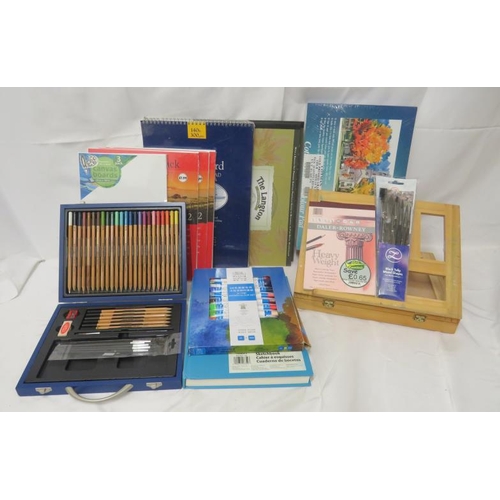 Artists Items incl. table easel, sketch book, canvases, Cotman paper ...