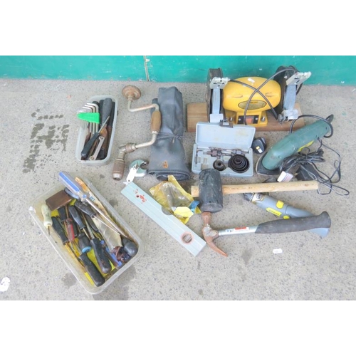 Couger Electric Chisel/Drill, Sander & Workpro Bench Grinder, spirit ...