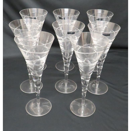 Set of 8 Crystal Funnel Shaped Wine Glasses with spiral cutting (8)