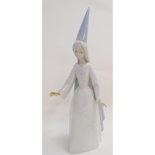 Lladro Figurine Fairy with grey pointed hat & wand approx. 28cm H
