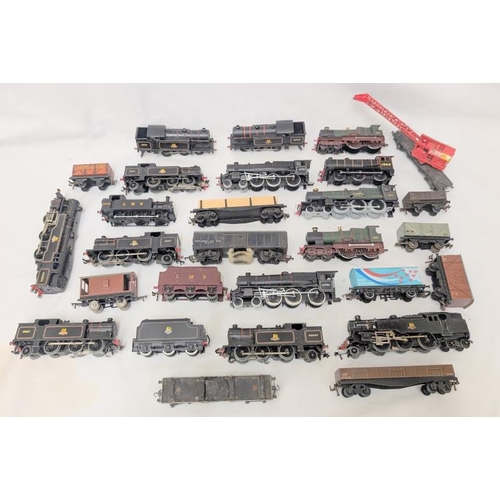 00 Gauge Model Railway Locomotives, tenders & wagons