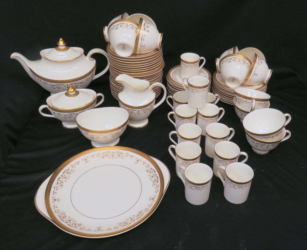Royal Doulton Belmont Tea Wares incl. teapot, milk jug, covered sugar ...