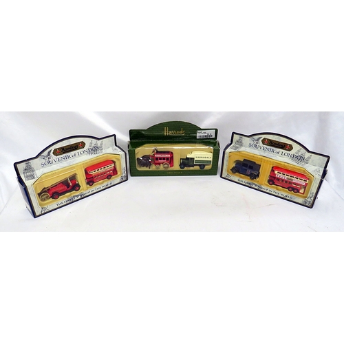 Model Vehicle Sets: Hamleys Souvenir of London x 2 & Harrods 2 Piece ...