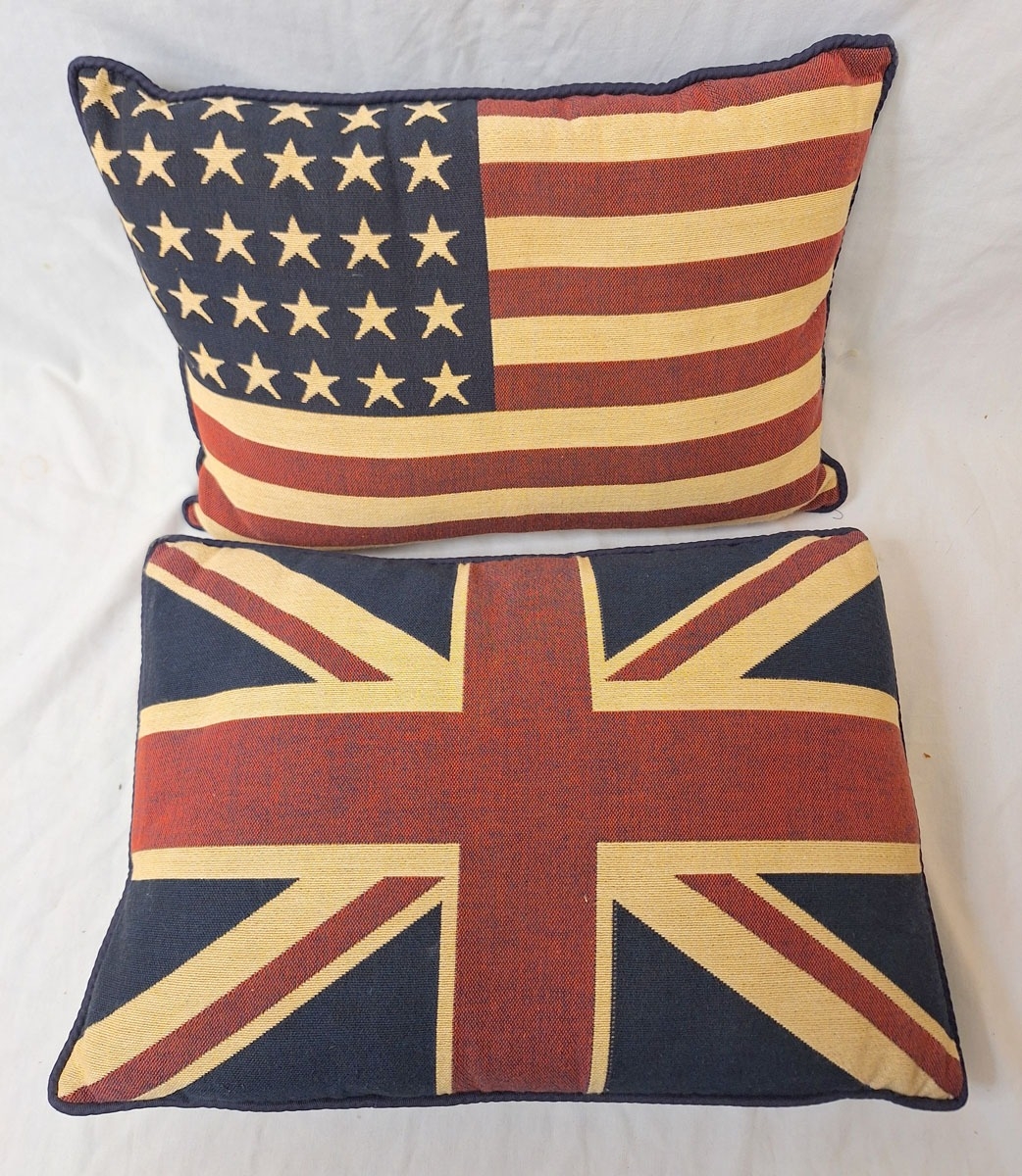 2 Rectangular Cushions, union jack & American flag (2)