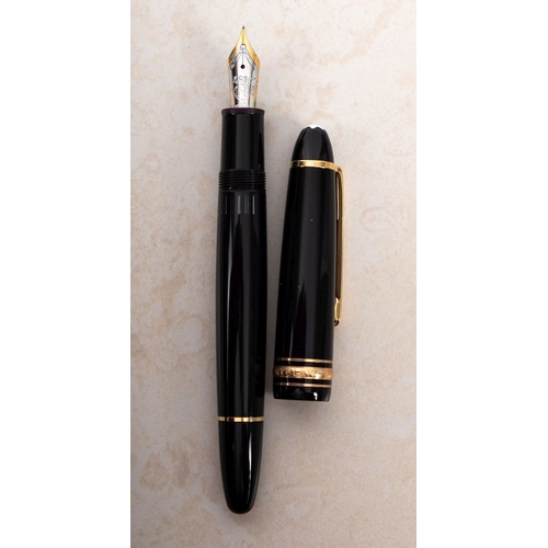 A Montblanc Meiserstuck fountain pen. Serial number KX2101300, In black ...