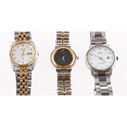 Omega Bulova Electronic gentleman's gold-plated wristwatch the dial ...