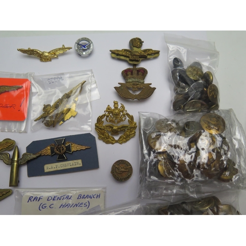 A collection of assorted air force buttons, Air Cadet badges, Air ...
