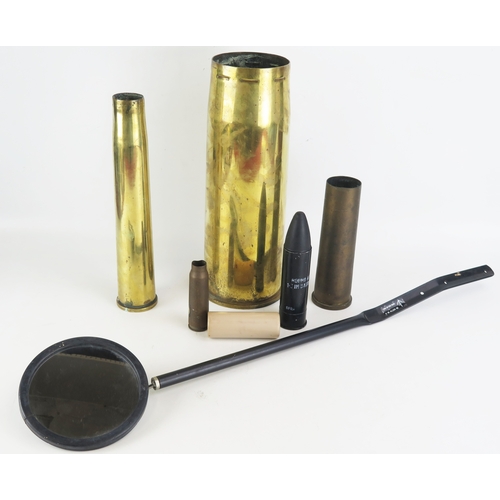 A collection of assorted shell cases including 4ich shell, 40mm case ...