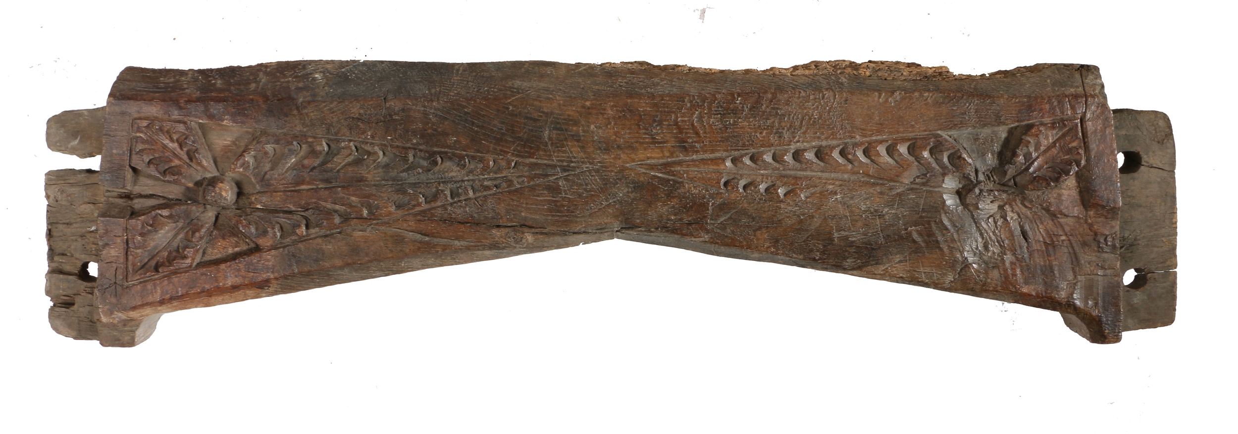 A 16TH CENTURY OAK LINTEL BEAM, CIRCA 1550. Carved with two stylised ...